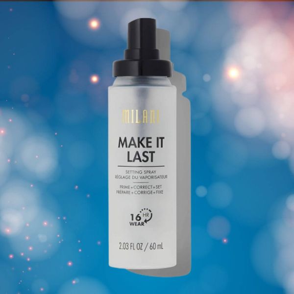 Say Goodbye to Breakouts: The 6 Best Setting Sprays for Acne Prone Skin